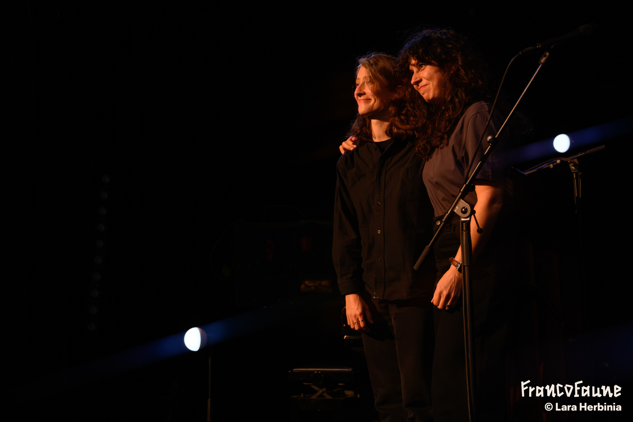 Photos: Laura Cahen + Bilou @ Maison poème – FrancoFaune